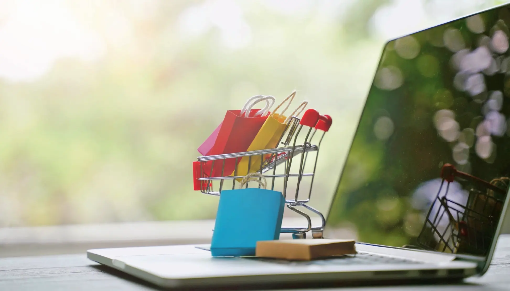 Three Ways for Brands to Build Robust E-Commerce Strategy